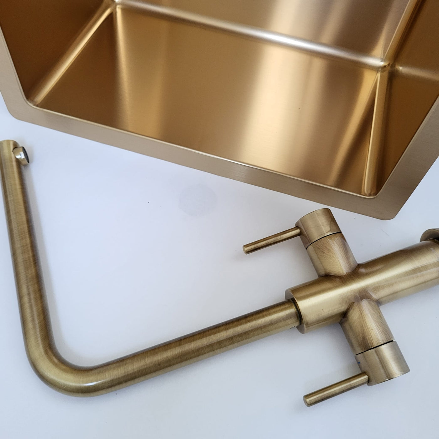 Bronze Kitchen Taps – tagged "Bronze finish" – Olif