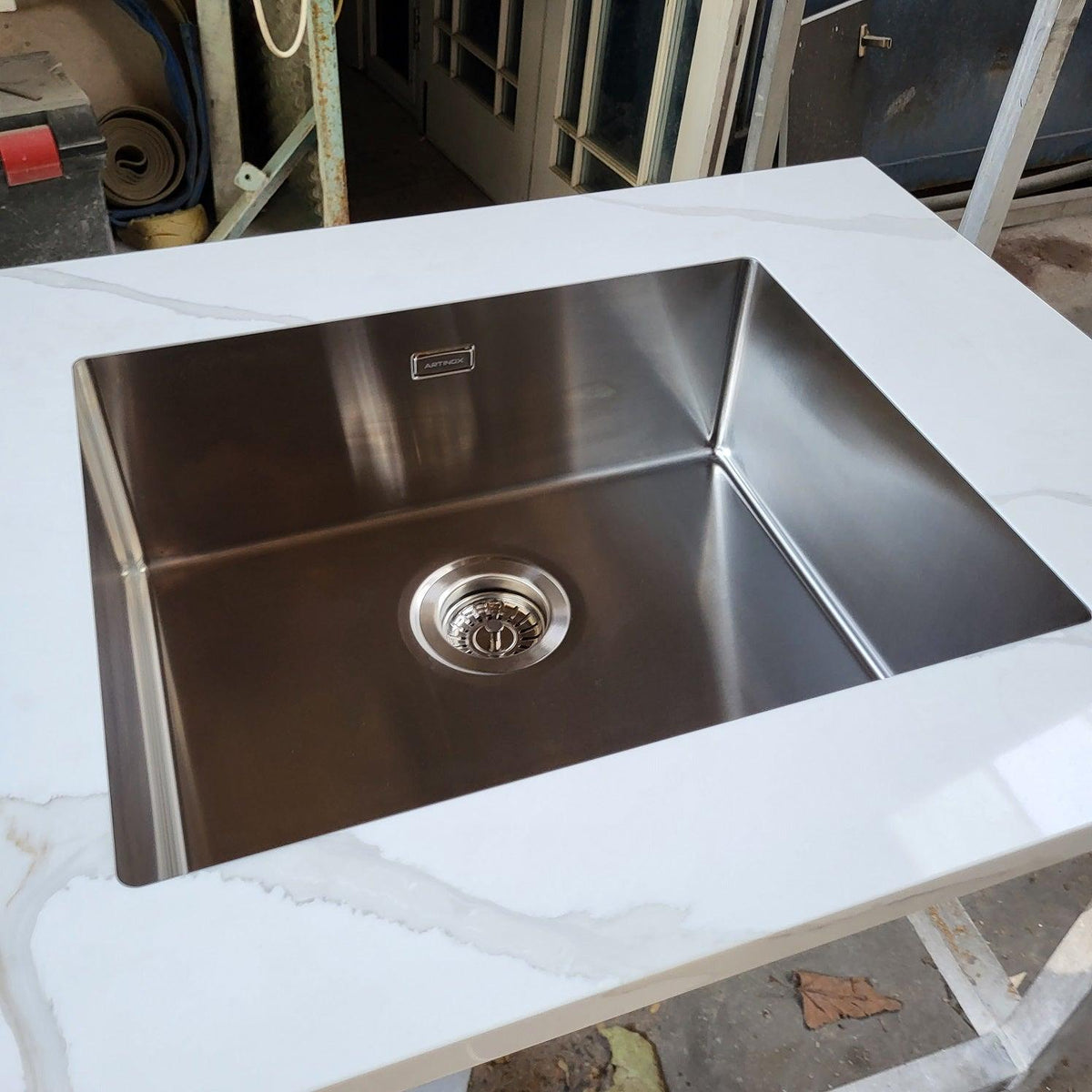 Seamless sink installation | Artinox Zero-Edge Kitchen Sinks Olif UK