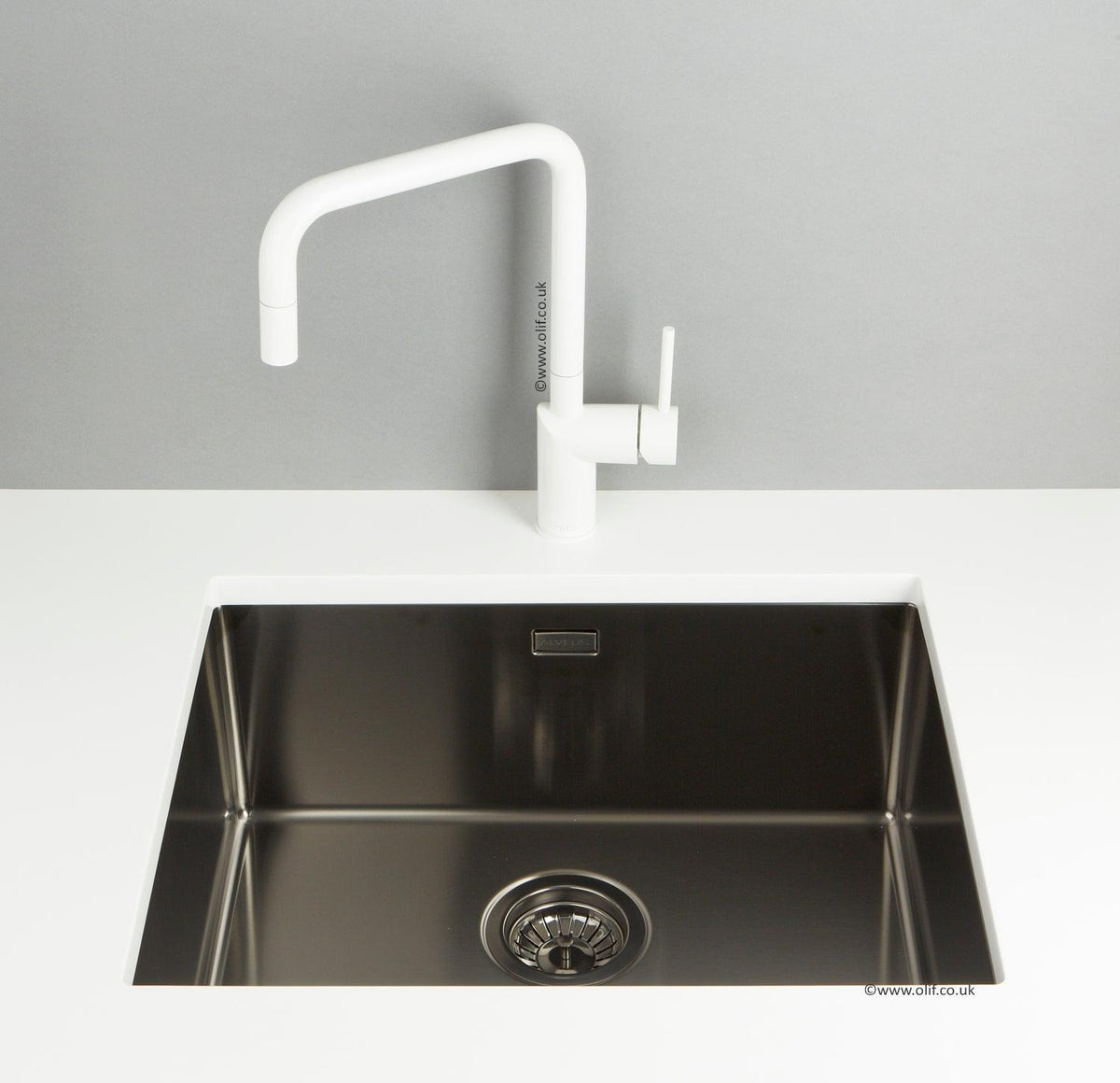 Matte White, stainless steel, kitchen mixer tap, UK | Nivito RH 330 – Olif